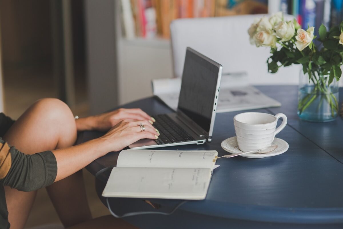 How to Write the Perfect Author Bio - So You Wrote A Book