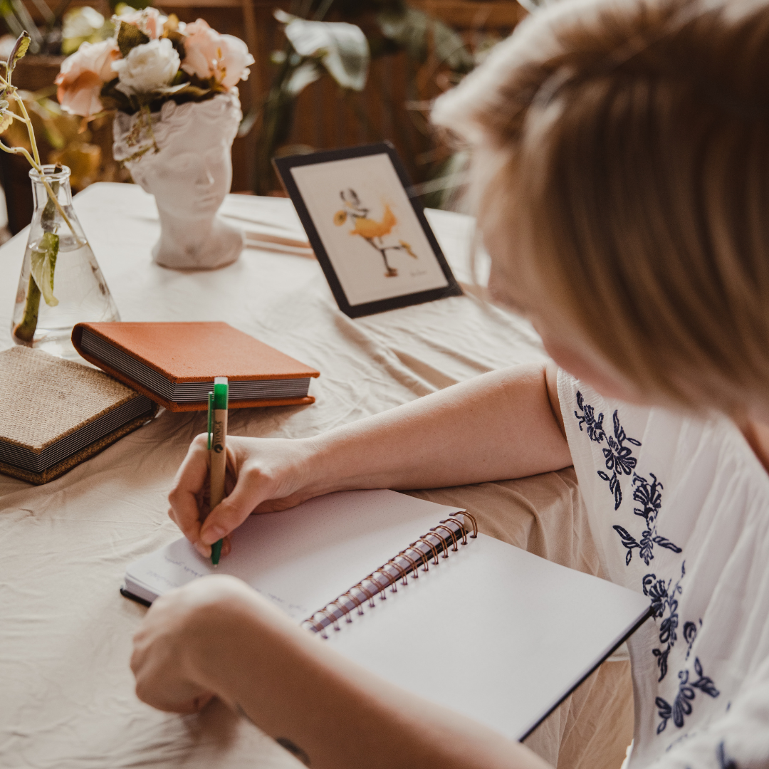 How to Write the Perfect Author Bio - So You Wrote A Book